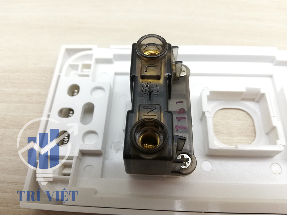 Mặt 1 Lỗ 1 Ổ Sino Vanlock - S18UX - Thiết Bị Điện Trí Việt